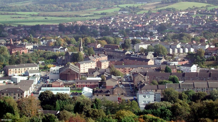 Barrhead - Barrhead town centre from Fereneze hills, 2006 - The ...